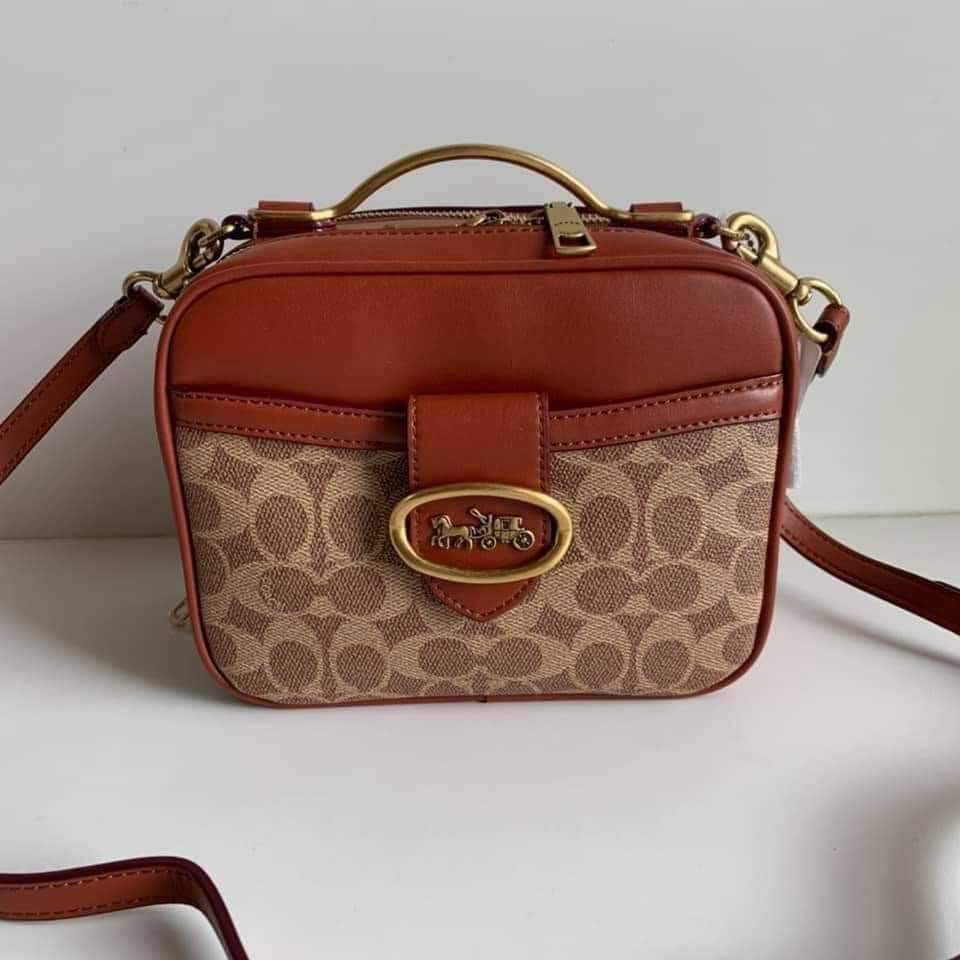Coach Riley Lunchbox in Signature Canvas, Luxury, Bags & Wallets on ...
