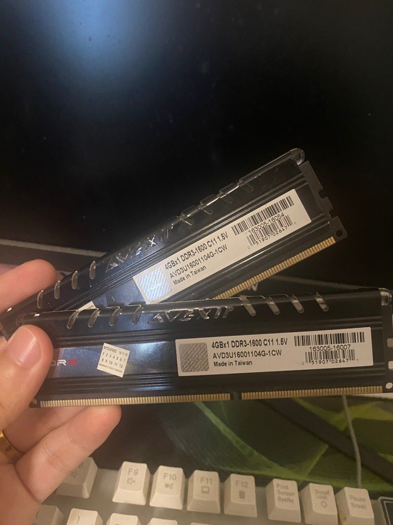 Ddr3 4gb rgb ram on Carousell