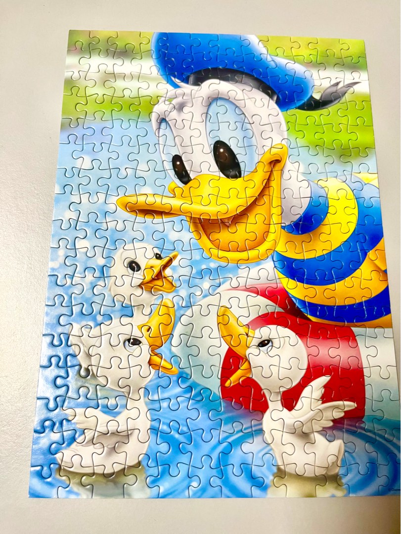 Disney Donald Duck 200 Tenyo Jigsaw Puzzle, Hobbies & Toys, Toys ...