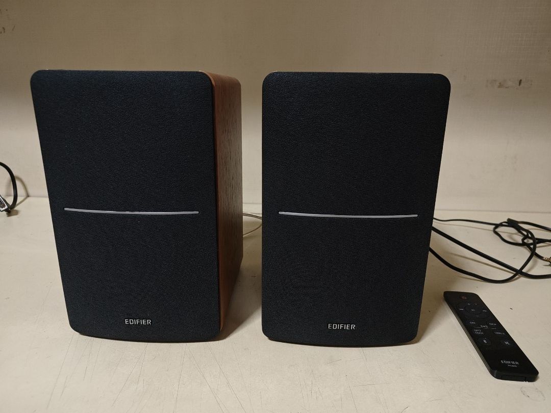 Edifier R1280DBs Bluetooth active bookshelf speakers, Audio, Soundbars ...