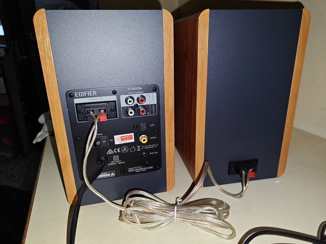 Edifier R1280DBs Bluetooth active bookshelf speakers, Audio, Soundbars ...