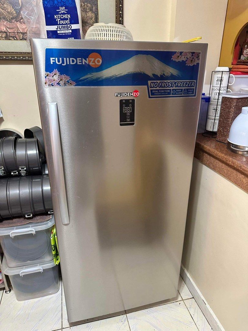 FUJIDENZO UPRIGHT FREEZER, TV & Home Appliances, Kitchen Appliances ...