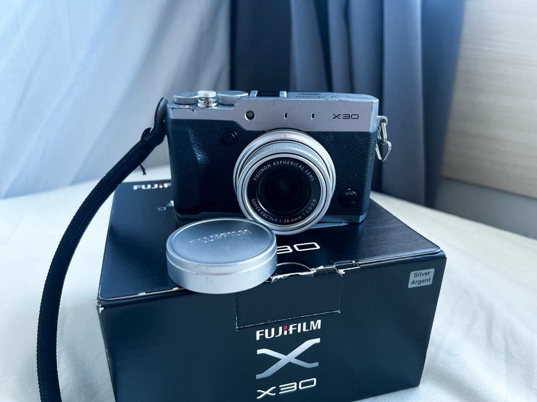 Fujifilm X30, Photography, Cameras on Carousell