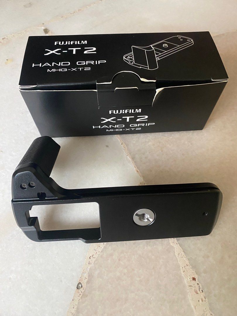 Fujifilm XT2 metal hand grip, Photography, Photography Accessories ...