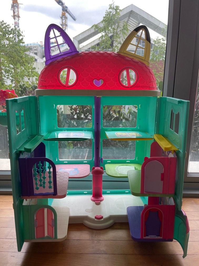 Gabby Doll House, Hobbies & Toys, Toys & Games on Carousell