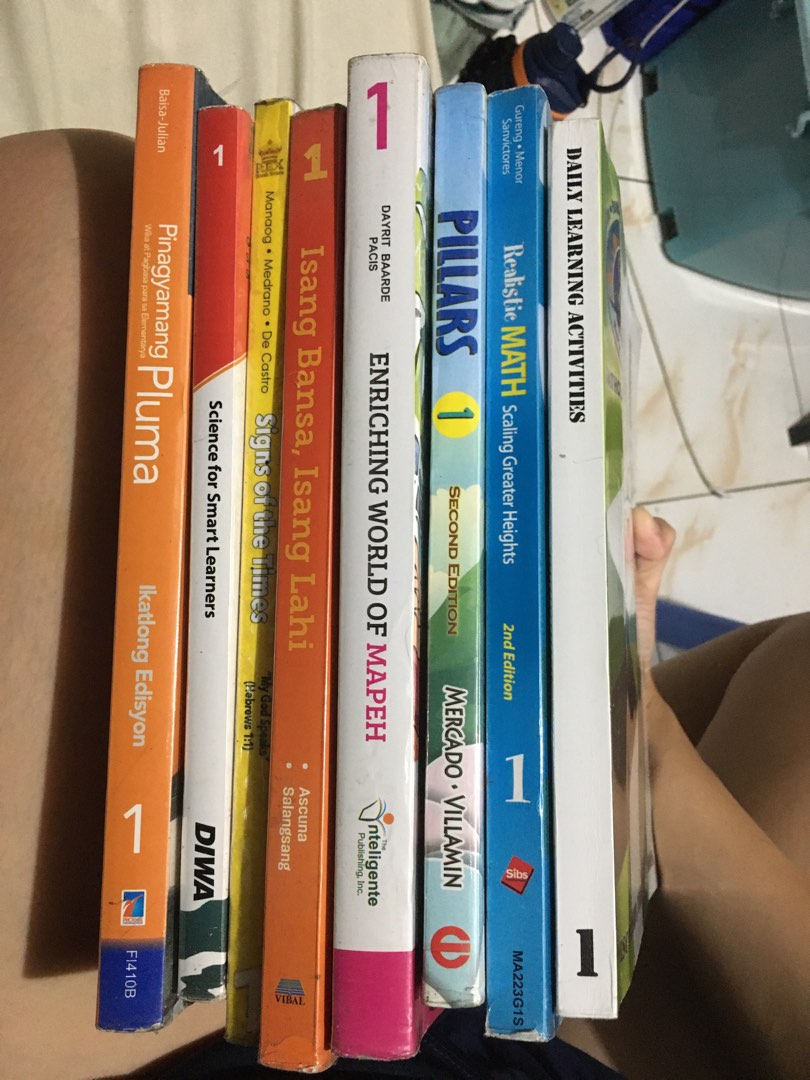 Grade 1 books on Carousell