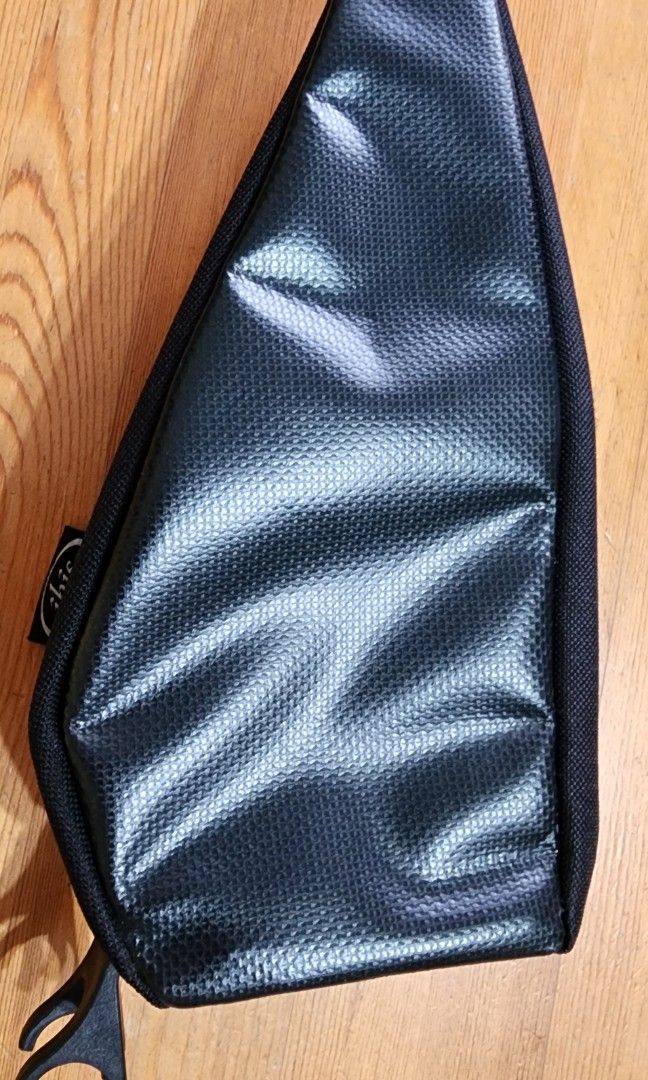 Ibis Bone-In Pork Chop Bag, Sports Equipment, Bicycles & Parts ...