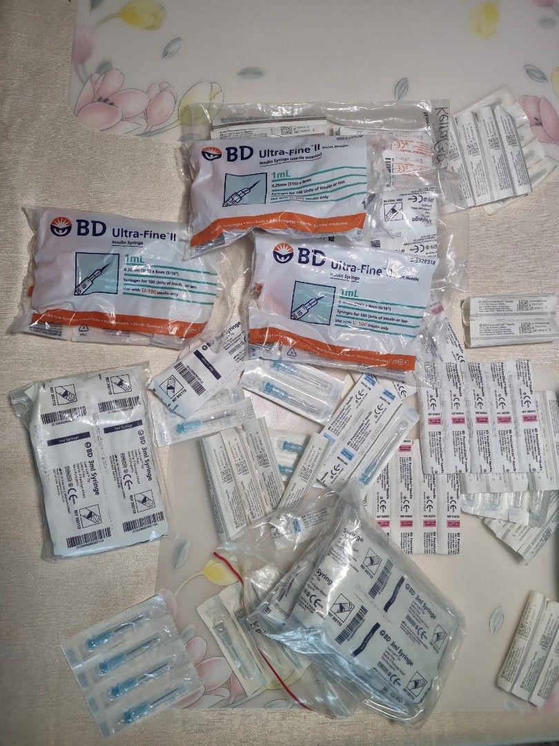 Insulin syringe and needles, Health & Nutrition, Medical Supplies ...