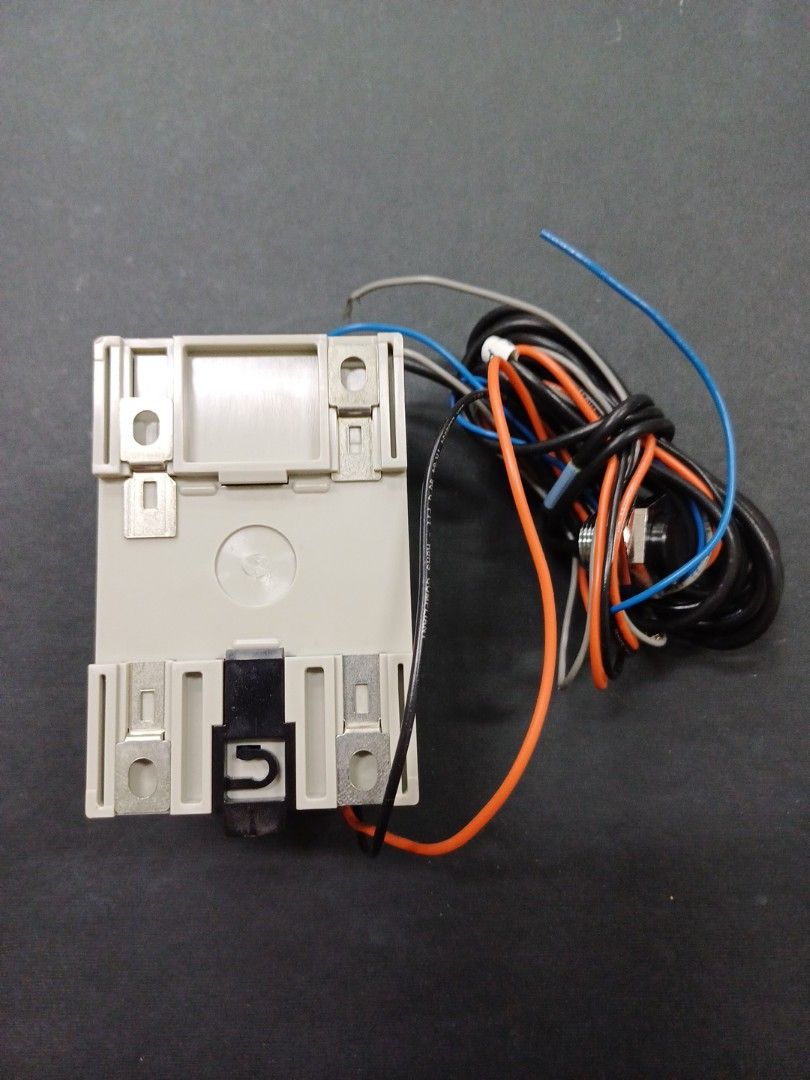 Keyence EX205 inductive displacement sensor controller, Computers ...