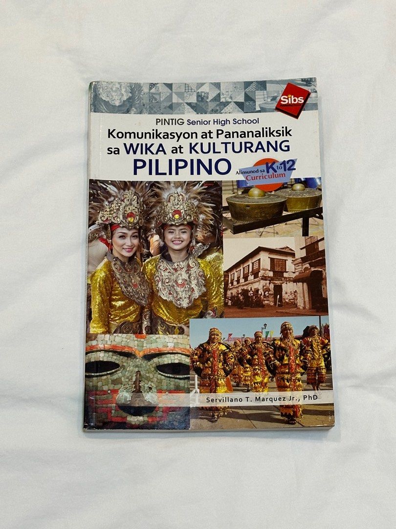 (Pre-loved / Second Hand ) Komunikasyon at Pananaliksik sa Wika at ...