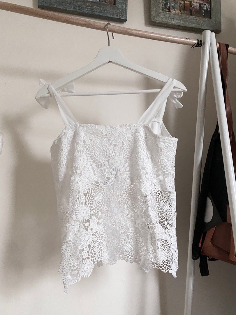 LEFTIES LFT Zara sister brand Broderie Anglaise White Tie Top. Tank top ...
