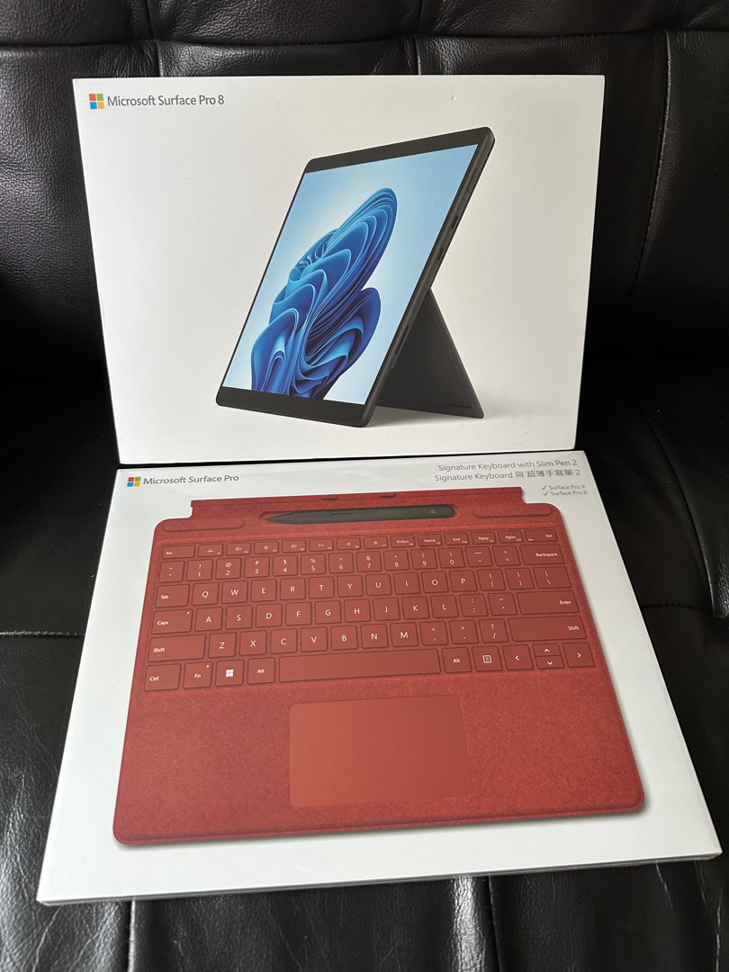 Microsoft Surface Pro 8 + Surface Pro Signature Keyboard - Poppy Red ...