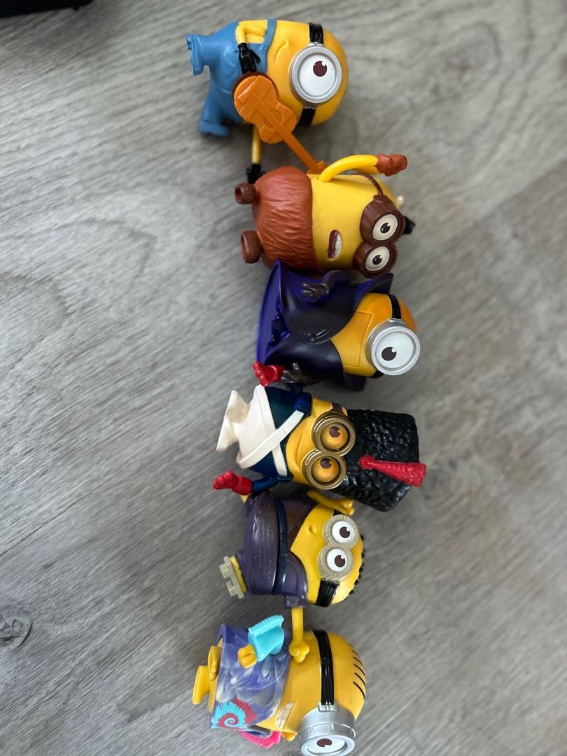 Minion figurines, Hobbies & Toys, Toys & Games on Carousell