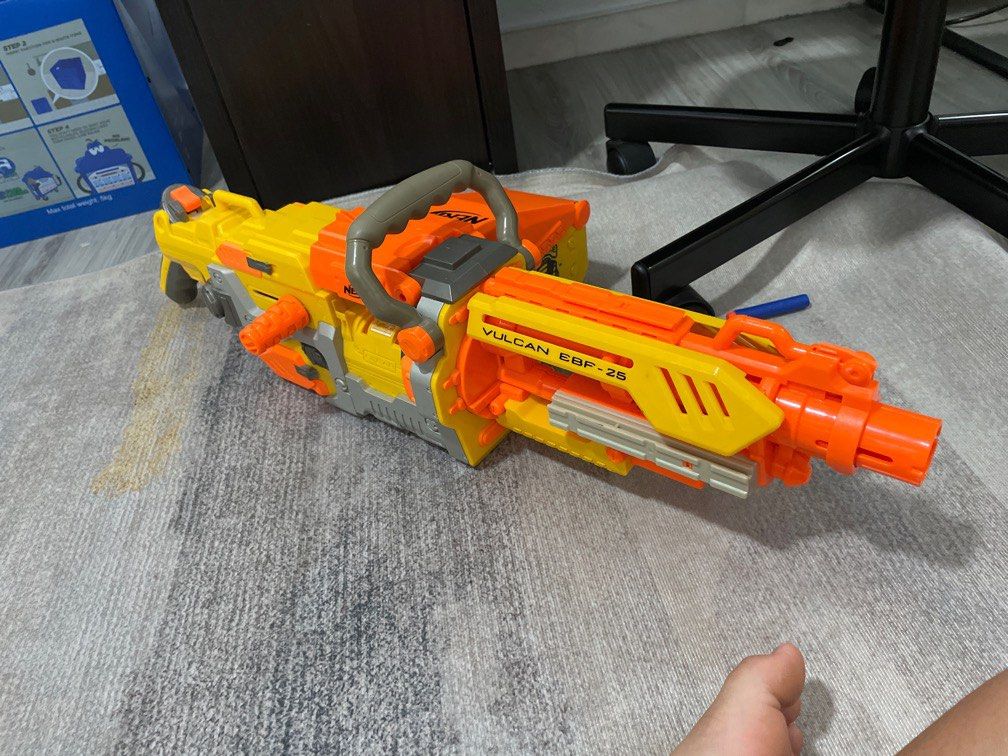 Nerf gun machine gun, Hobbies & Toys, Toys & Games on Carousell