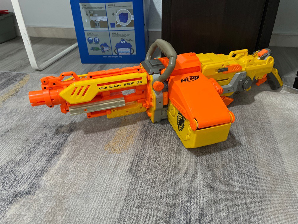 Nerf gun machine gun, Hobbies & Toys, Toys & Games on Carousell