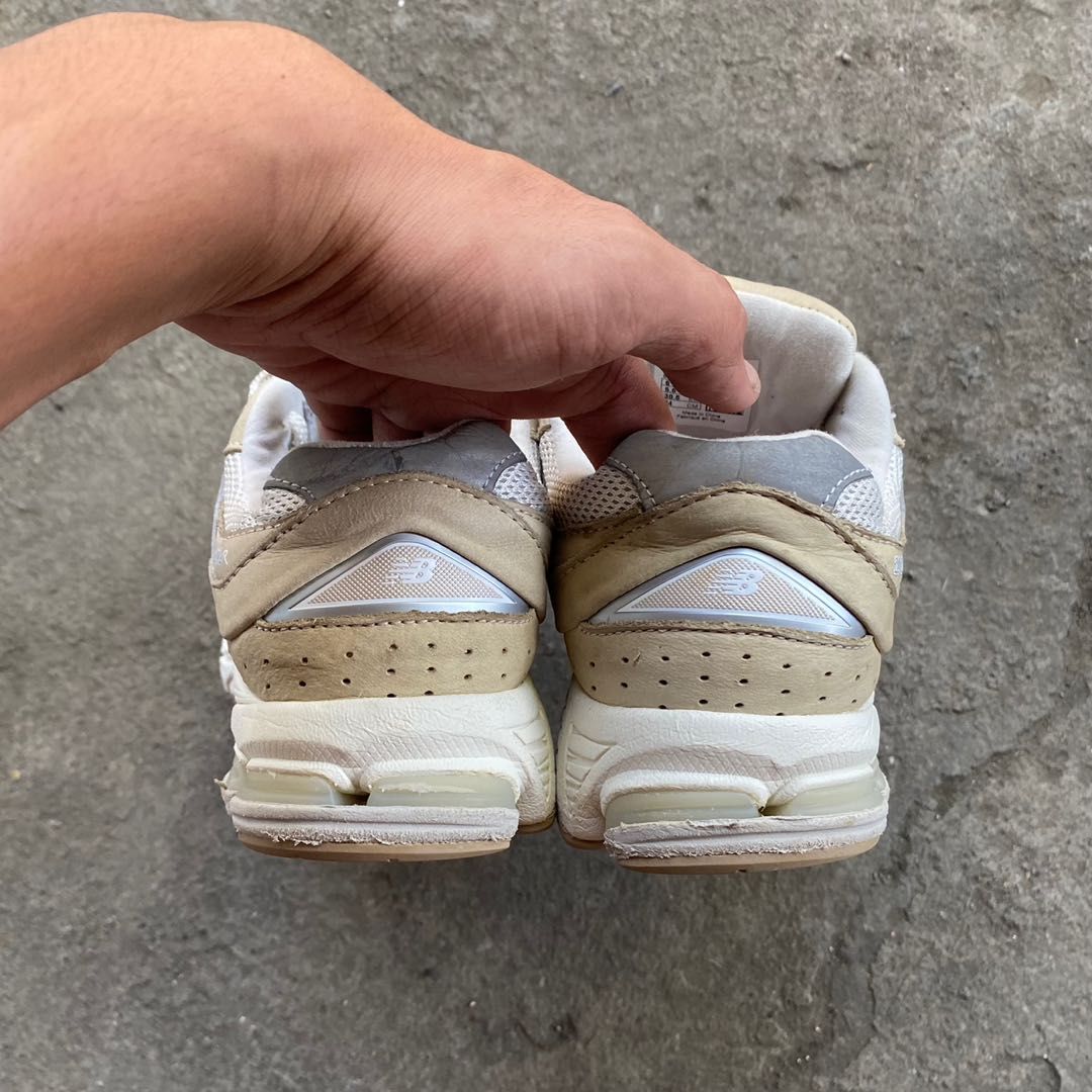 New Balance 2002r Ivory, Women's Fashion, Footwear, Sneakers on Carousell