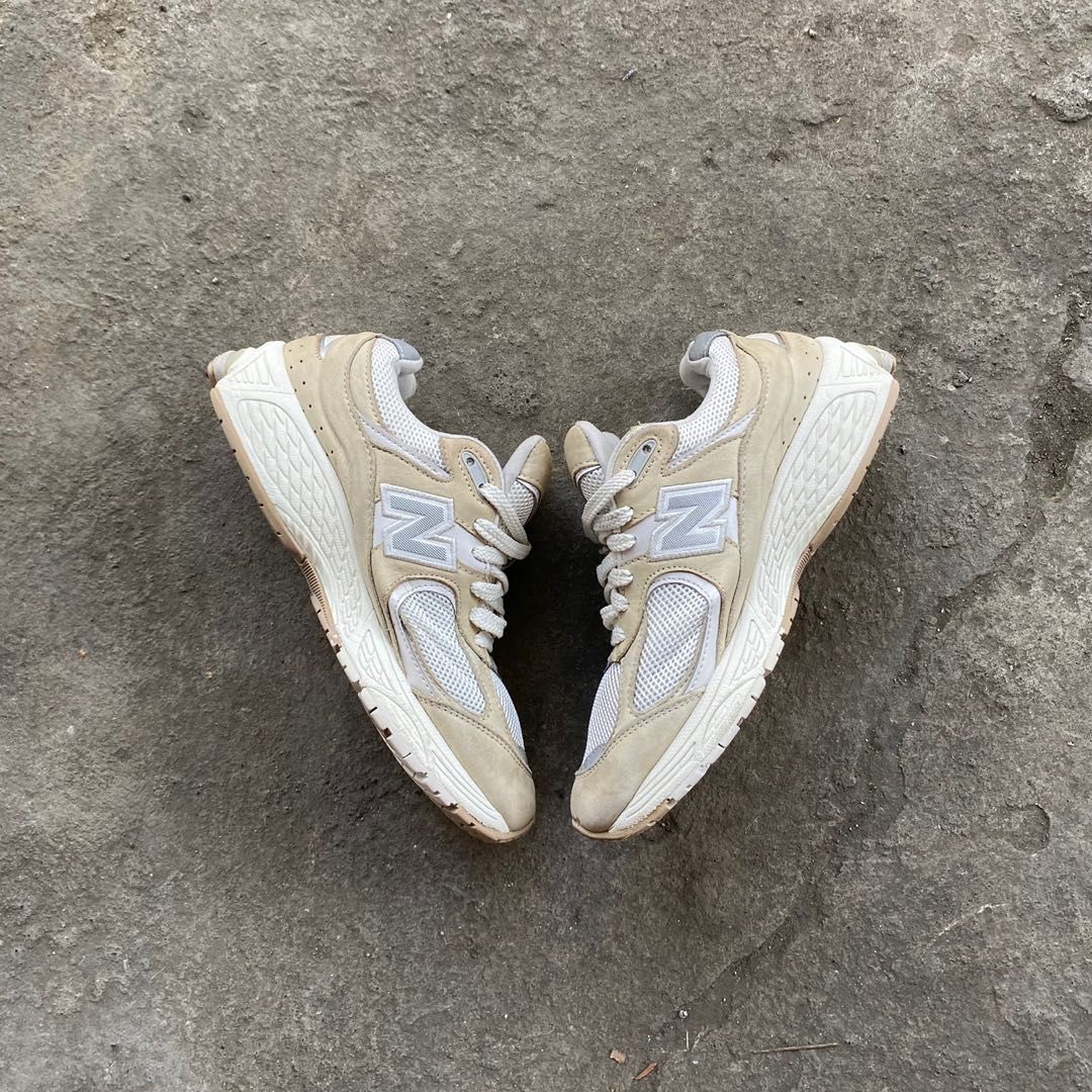 New Balance 2002r Ivory, Women's Fashion, Footwear, Sneakers on Carousell