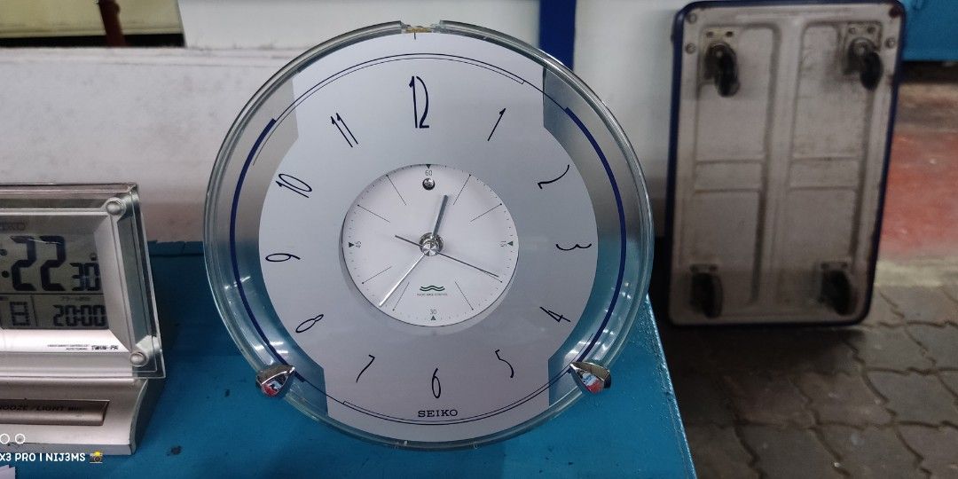 Original seiko radio wave control, Furniture & Home Living, Home Decor ...