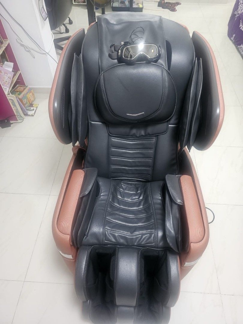 Osim OS_890 Divine V Massage Chair, Health & Nutrition, Massage Devices ...