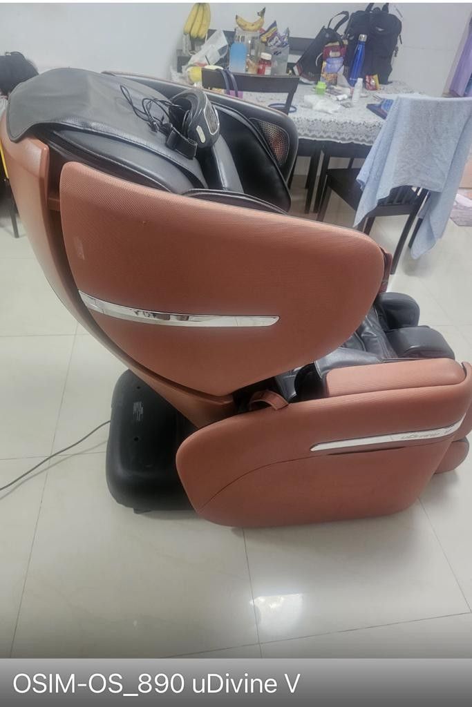 Osim OS_890 Divine V Massage Chair, Health & Nutrition, Massage Devices ...