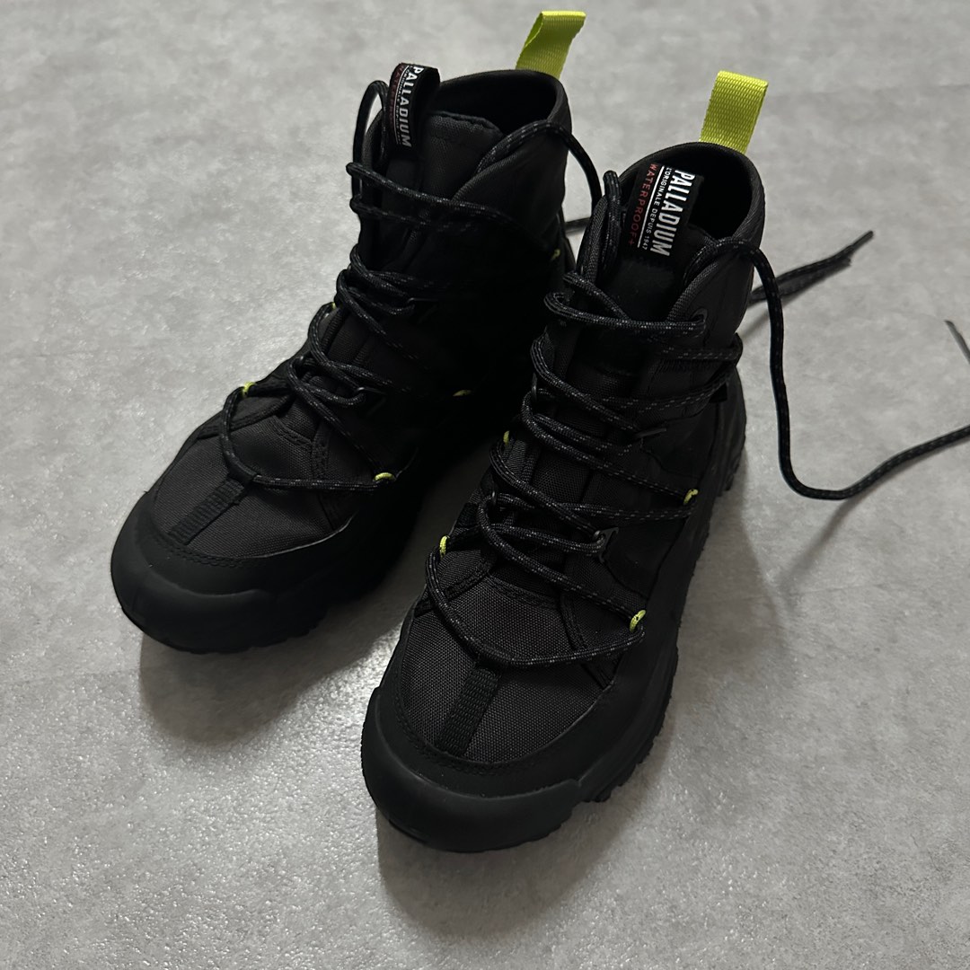 PALLADIUM OFF-GRID CROSS WP+ WOMEN BLACK, 女裝, 鞋, 靴 - Carousell