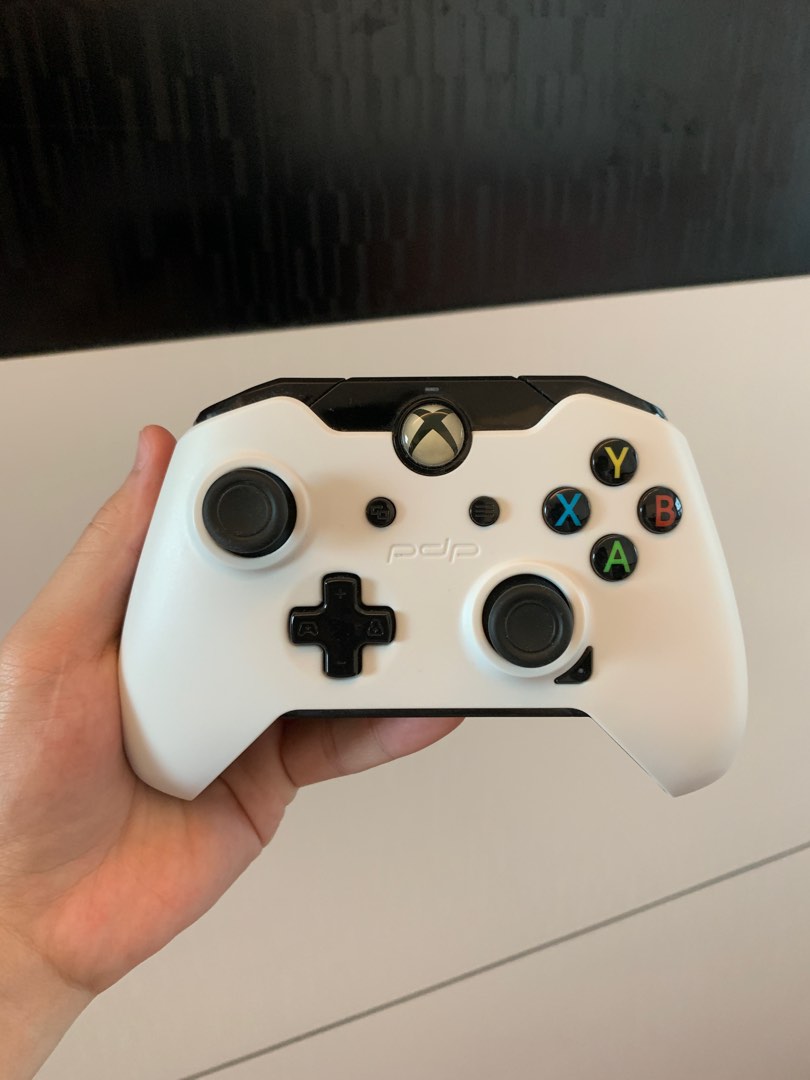 PDP Gaming Wired Controller: Arctic White, Video Gaming, Gaming ...