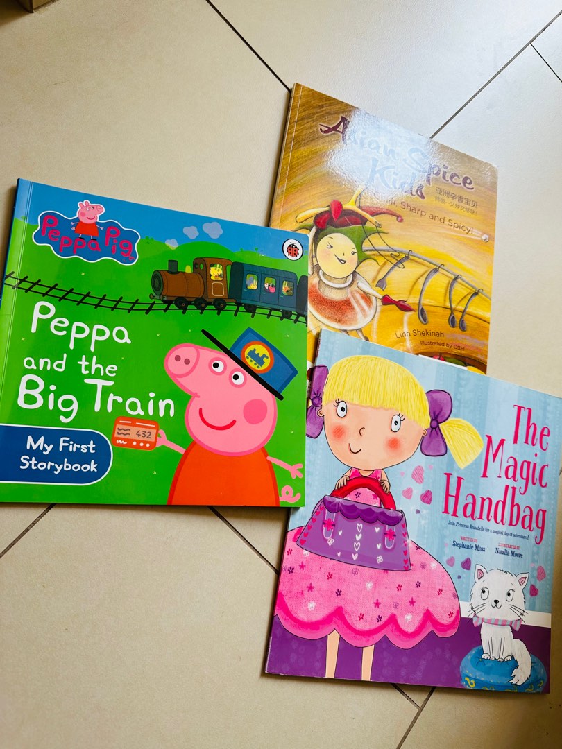 Peppa Pig book, Babies & Kids, Infant Playtime on Carousell
