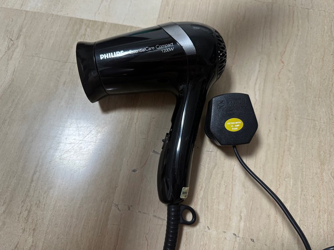 Philips EssentialCare Compact Hair Dryer, Beauty & Personal Care, Hair on Carousell