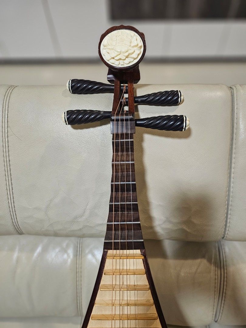 Professional Rosewood Pipa by Shanghai Dunhuang Yun, Hobbies & Toys ...