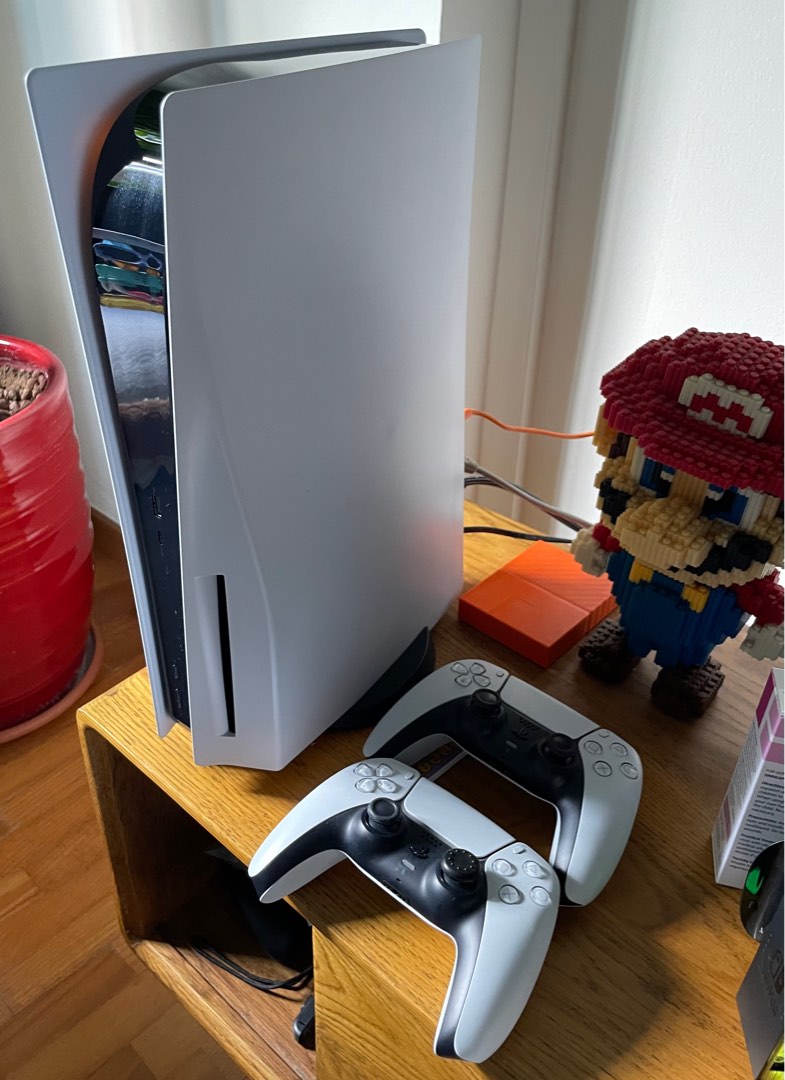 (Local set)PS5 Disc Edition with 2 controllers & Box, Video Gaming ...