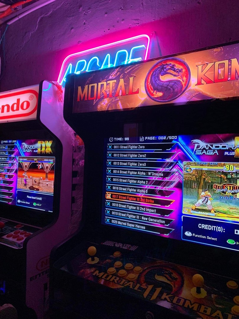 Retro Arcade Machine on Carousell