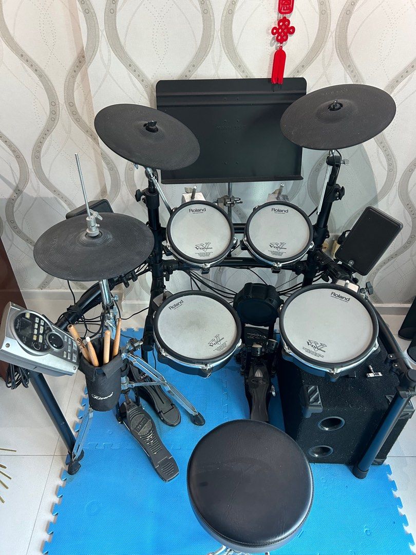 Roland drum module TD-15 with Yamaha sub woofer speaker and double bass ...