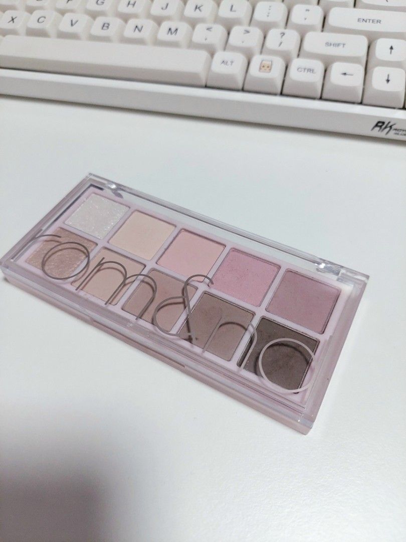 Romand Eyeshadow Palette Jirai Kei Cool Tone Beauty And Personal Care Face Makeup On Carousell