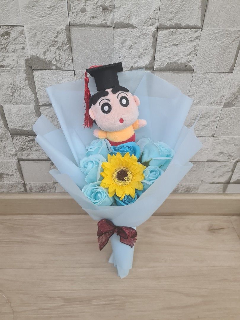 Shin Chan sunflower and rose Graduation Bouquet, Hobbies & Toys ...