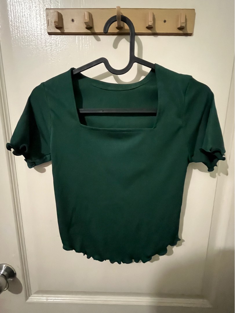Square neck cropped top (Emerald Green), Women's Fashion, Tops, Shirts ...