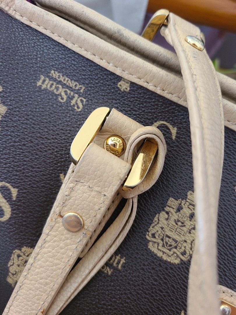St. Scott London Tote Bag, Luxury, Bags & Wallets on Carousell