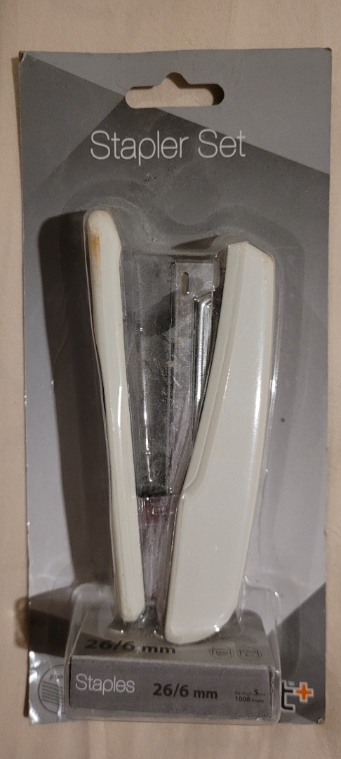 Stapler Set - Brand STAT+, Hobbies & Toys, Stationery & Craft, Craft ...