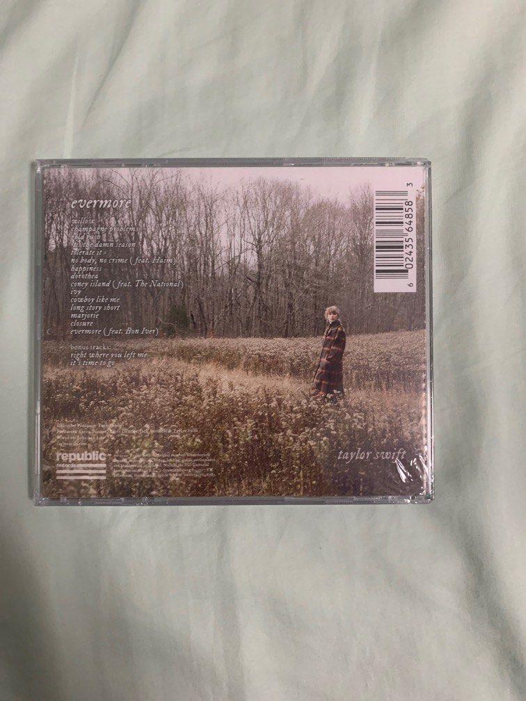 Taylor Swift CDs, Hobbies & Toys, Music & Media, CDs & DVDs on Carousell