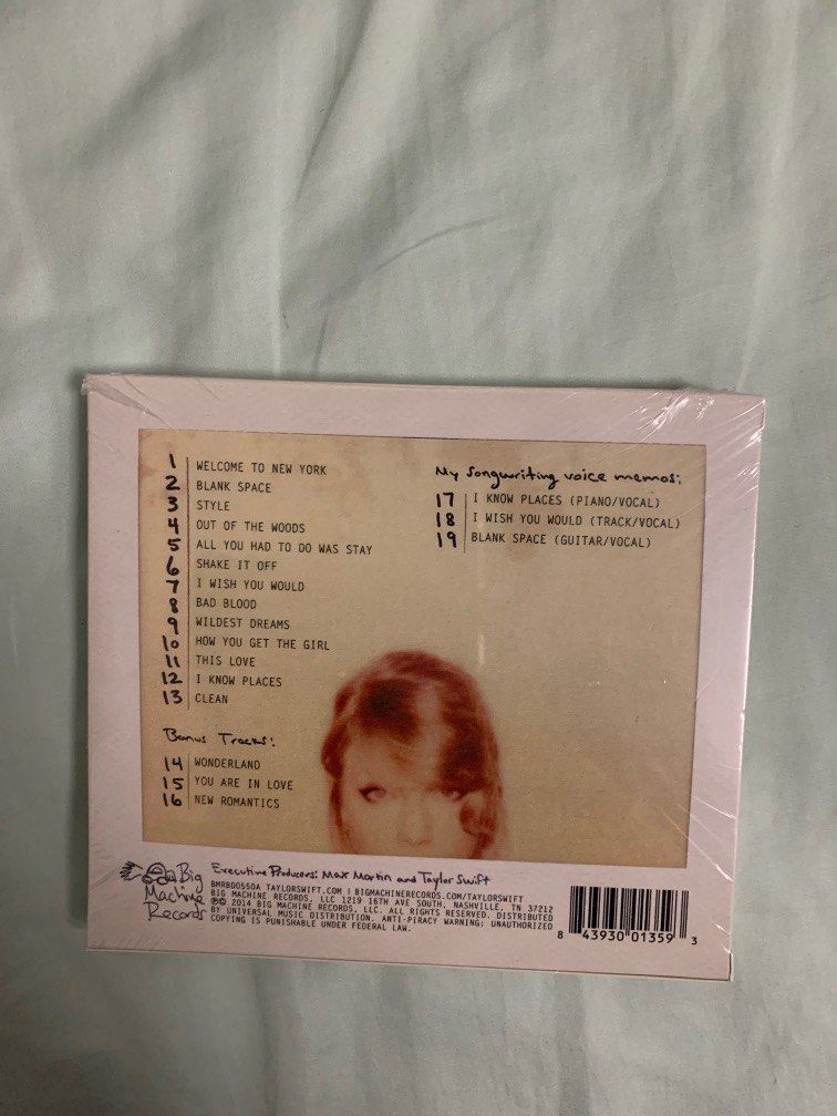 Taylor Swift CDs, Hobbies & Toys, Music & Media, CDs & DVDs on Carousell