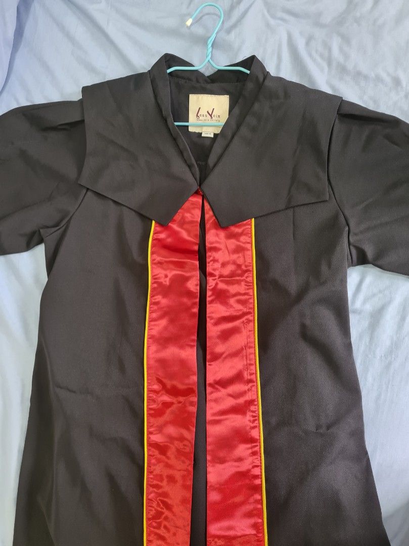 Temasek Poly (TP) Graduation Gown for Sale, Women's Fashion, Dresses ...