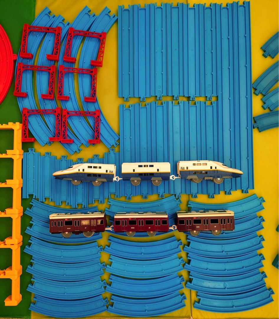 Tomy Tomica Plarail JR 火車路軌配件 暑假親子活動, 興趣及遊戲, 玩具 & 遊戲類 - Carousell