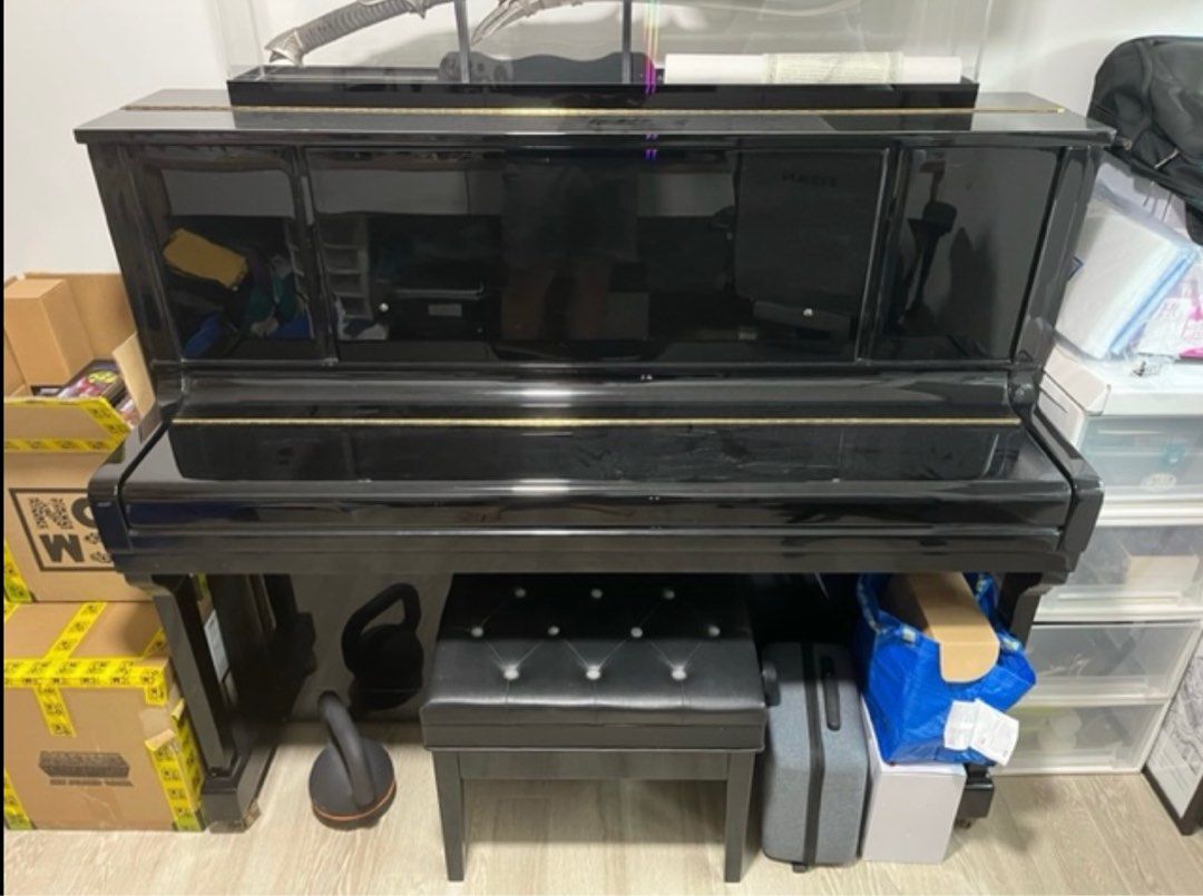 Toyo Apollo Upright Piano NA-123EP with Bench, Hobbies & Toys, Music ...