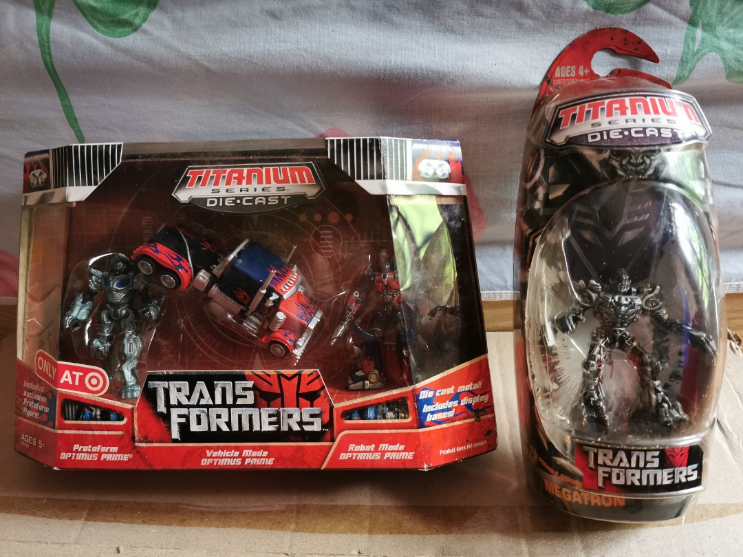 Transformer Titanium Optimus Prime & Megatron, Hobbies & Toys, Toys ...