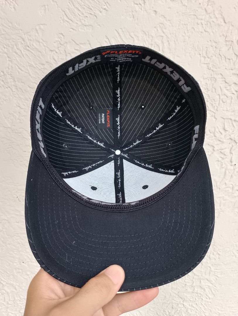 TRAVIS MATHEW GOLF HAT, Sports Equipment, Sports & Games, Golf on Carousell