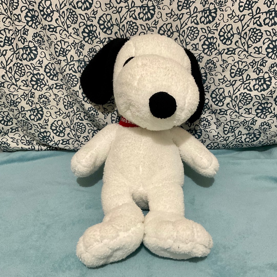 UNIVERSAL STUDIOS JAPAN SNOOPY PLUSH on Carousell
