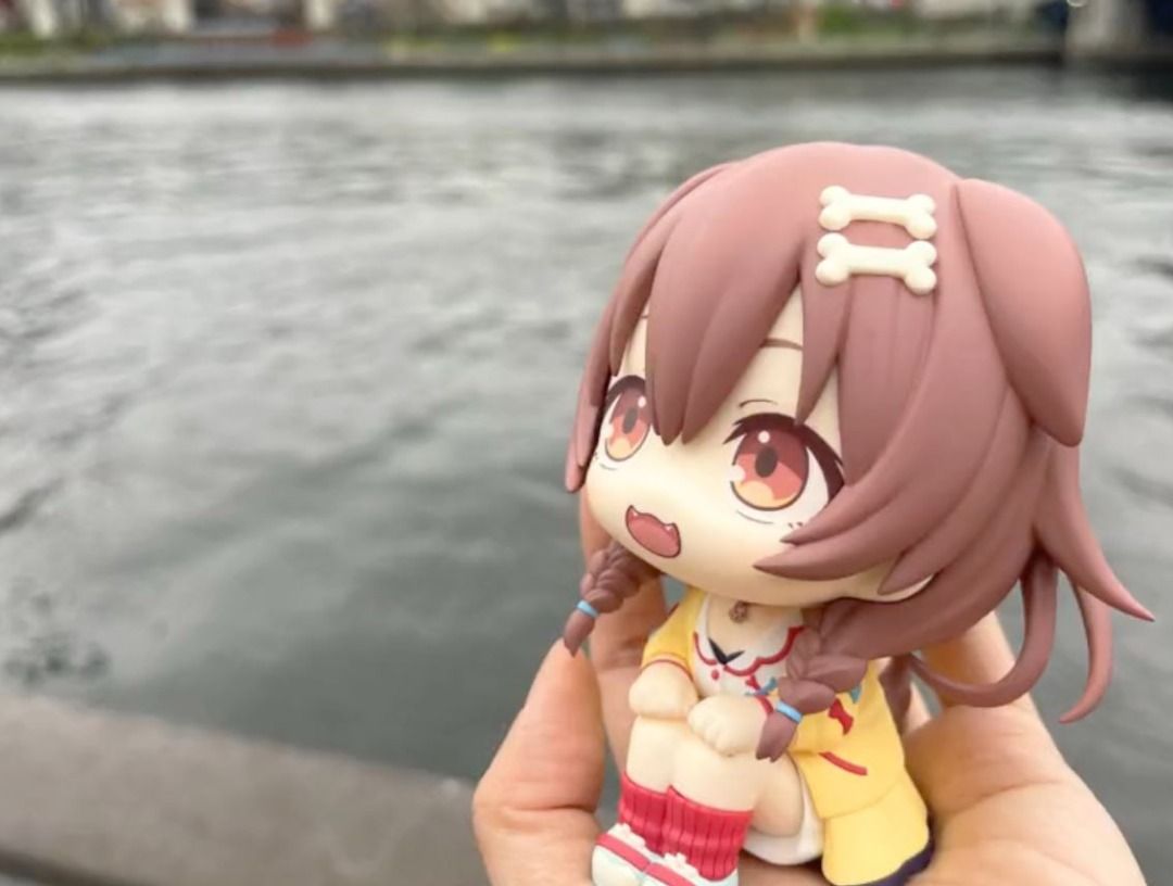 [With Bonus][PO till 28 July 2023] Hololive Korone Okayu Sitting Figure ...