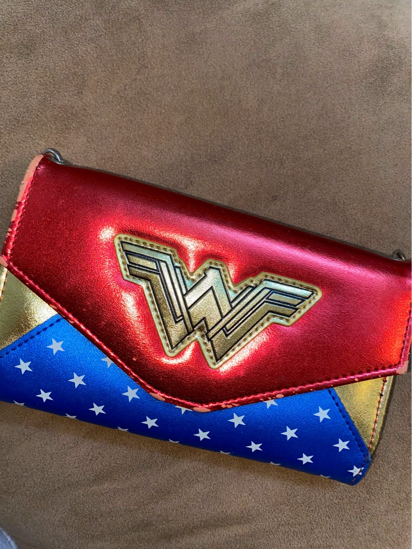 Wonder woman DC long purse (Limited Edition), Women's Fashion, Bags ...