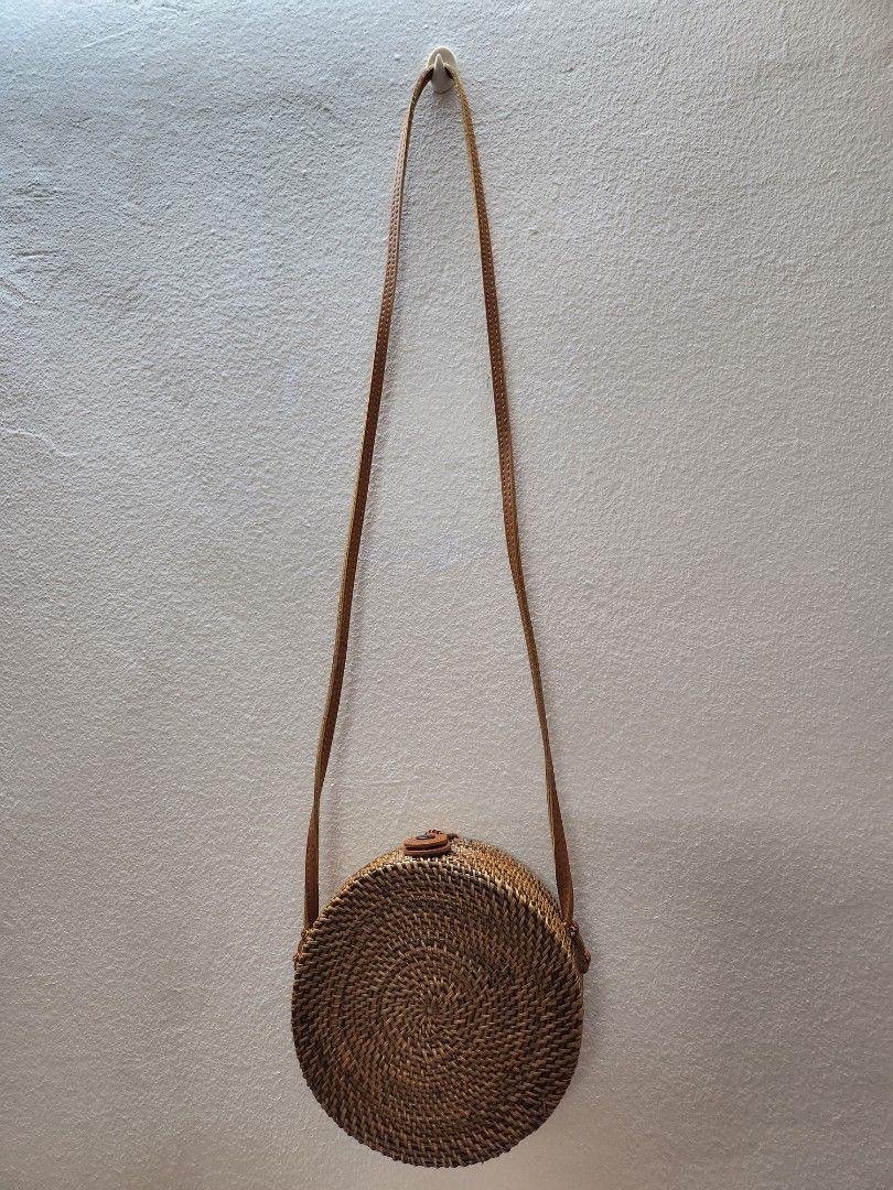 100% rotan beach bag from Bali, Women's Fashion, Bags & Wallets, Beach ...