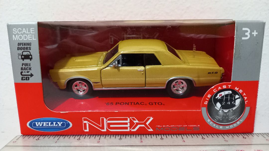 1:34 Welly 1965 Pontiac GTO, Hobbies & Toys, Toys & Games on Carousell