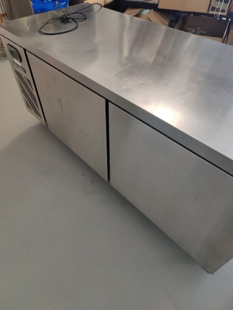2 Door Stainless Steel Counter Top Chiller, TV & Home Appliances ...